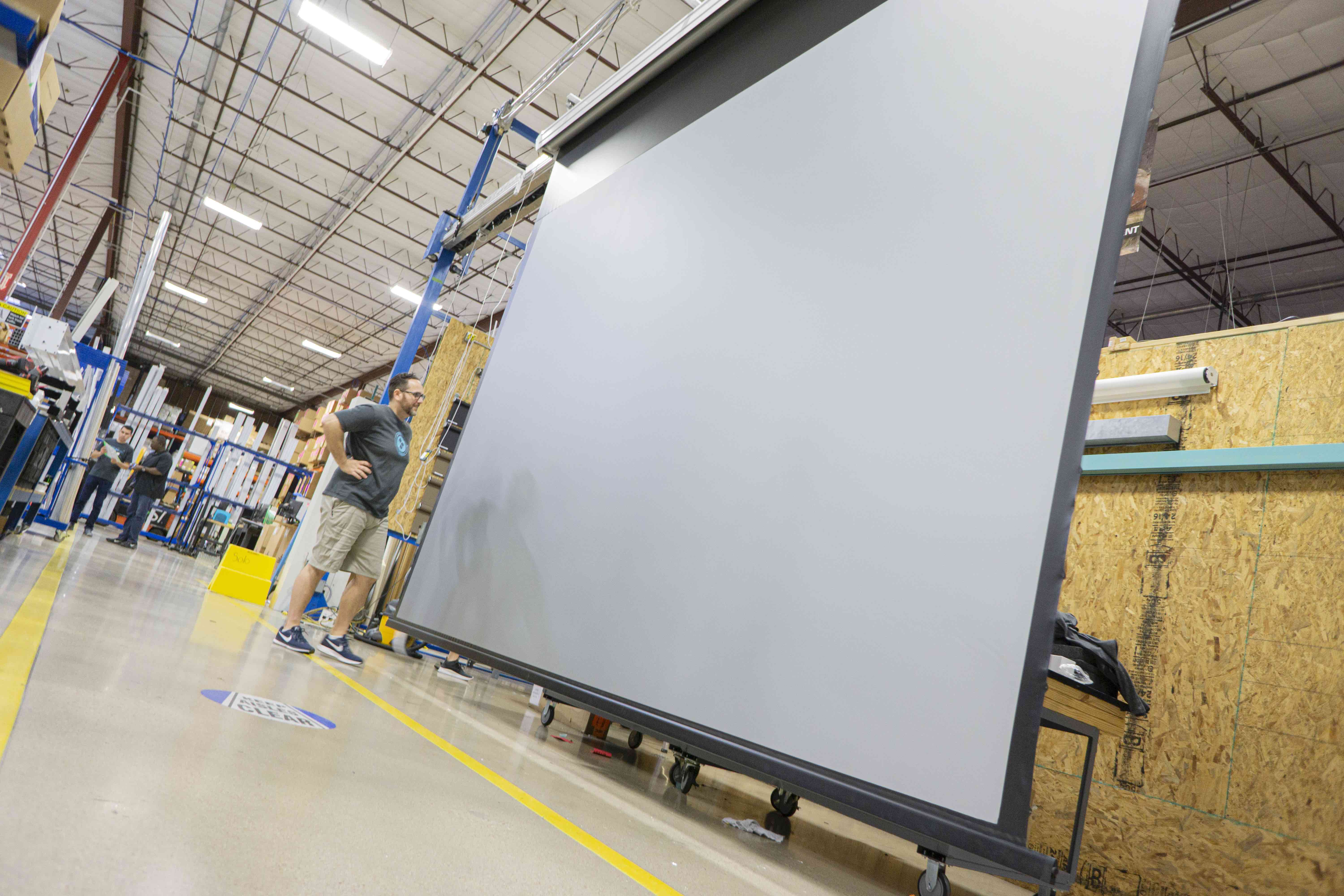 SI Expands Motorized Screen Line - Residential Systems