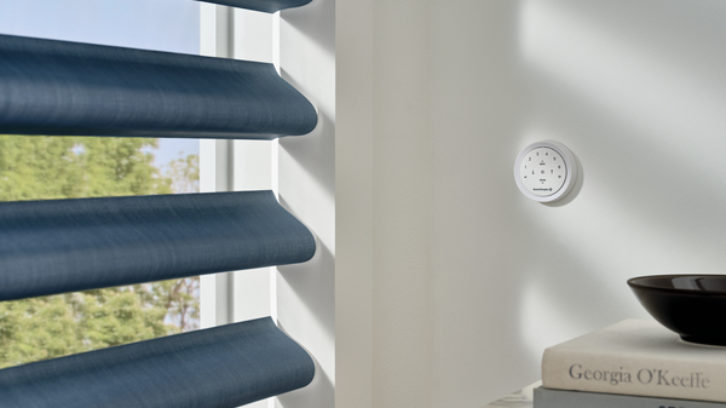 Hunter Douglas PowerView Motorized Shading Review - Residential Systems