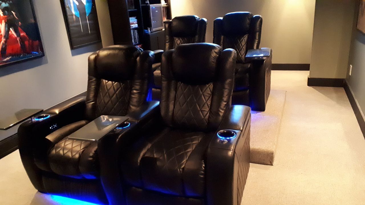 Home Theater Week: 10 Tips for Designing a Small Home Theater ...