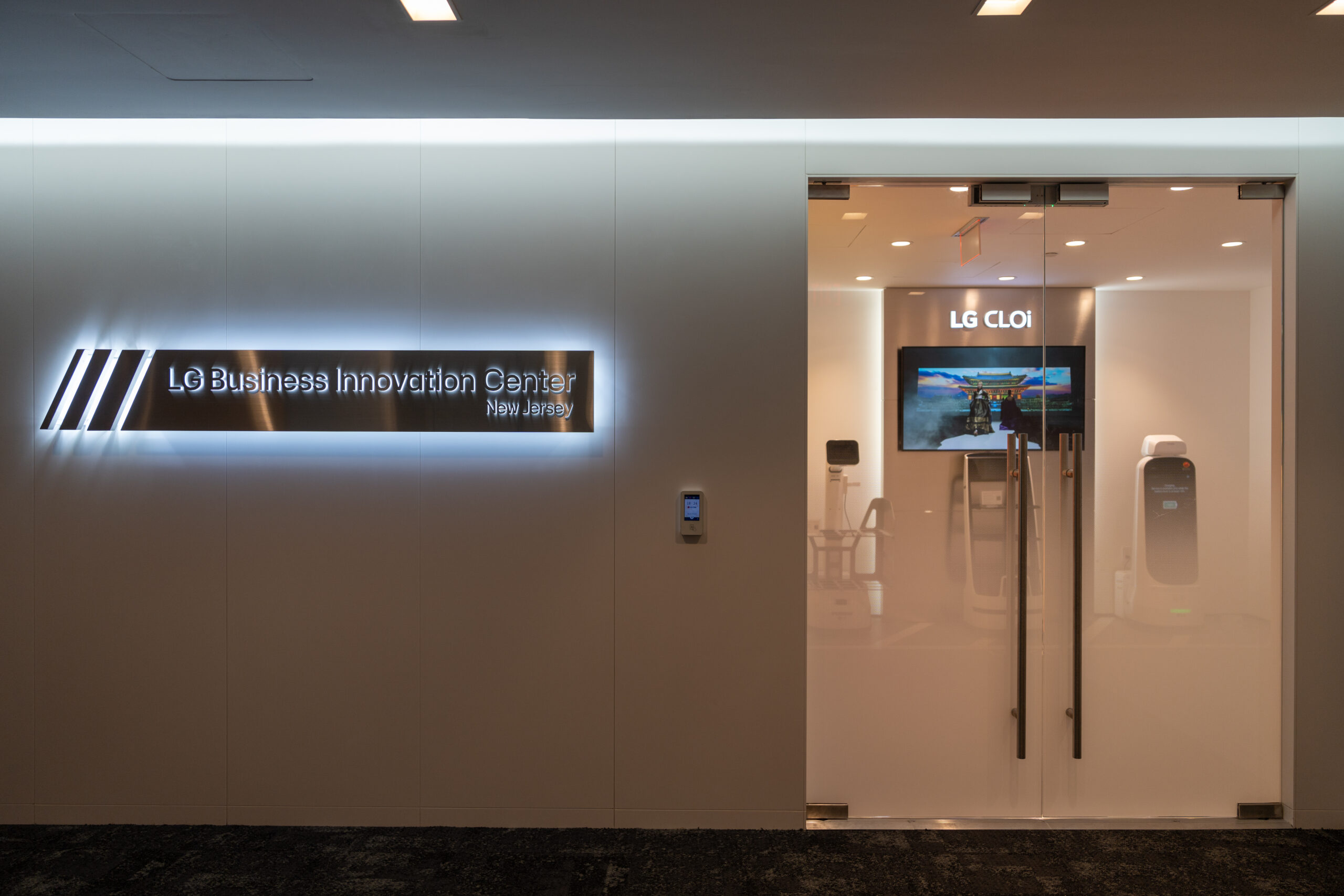 Showroom Spotlight – LG Business Innovation Center - Residential Systems